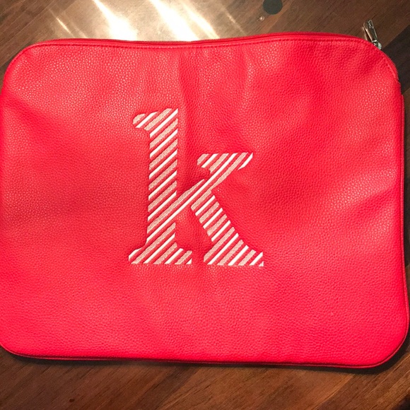 thirty-one | Bags | Thirtyone Savvy Sleeve | Poshmark